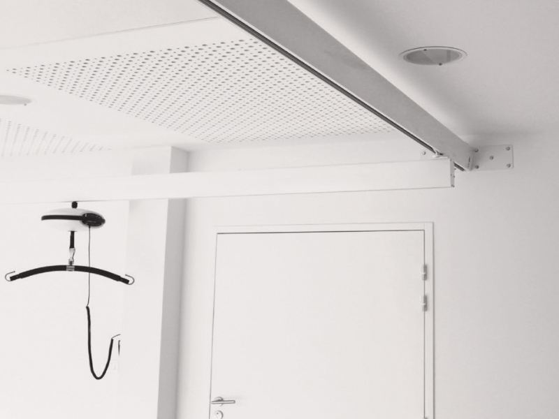 Ergolet Luna X5 Ceiling Hoist | Unicare Health